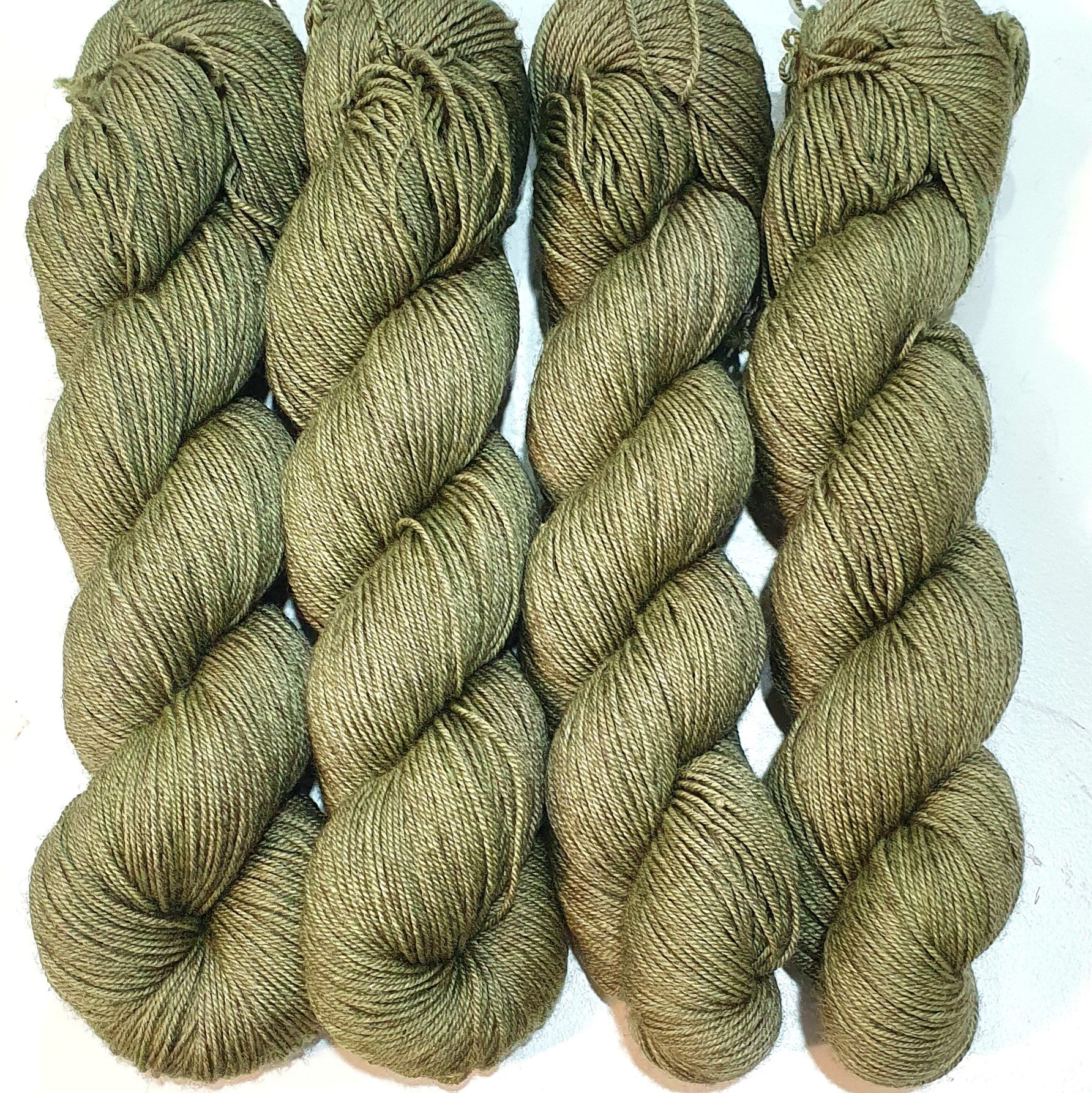 Thorn (Selkie Fingering SW Merino/Silk/Yak) (V)